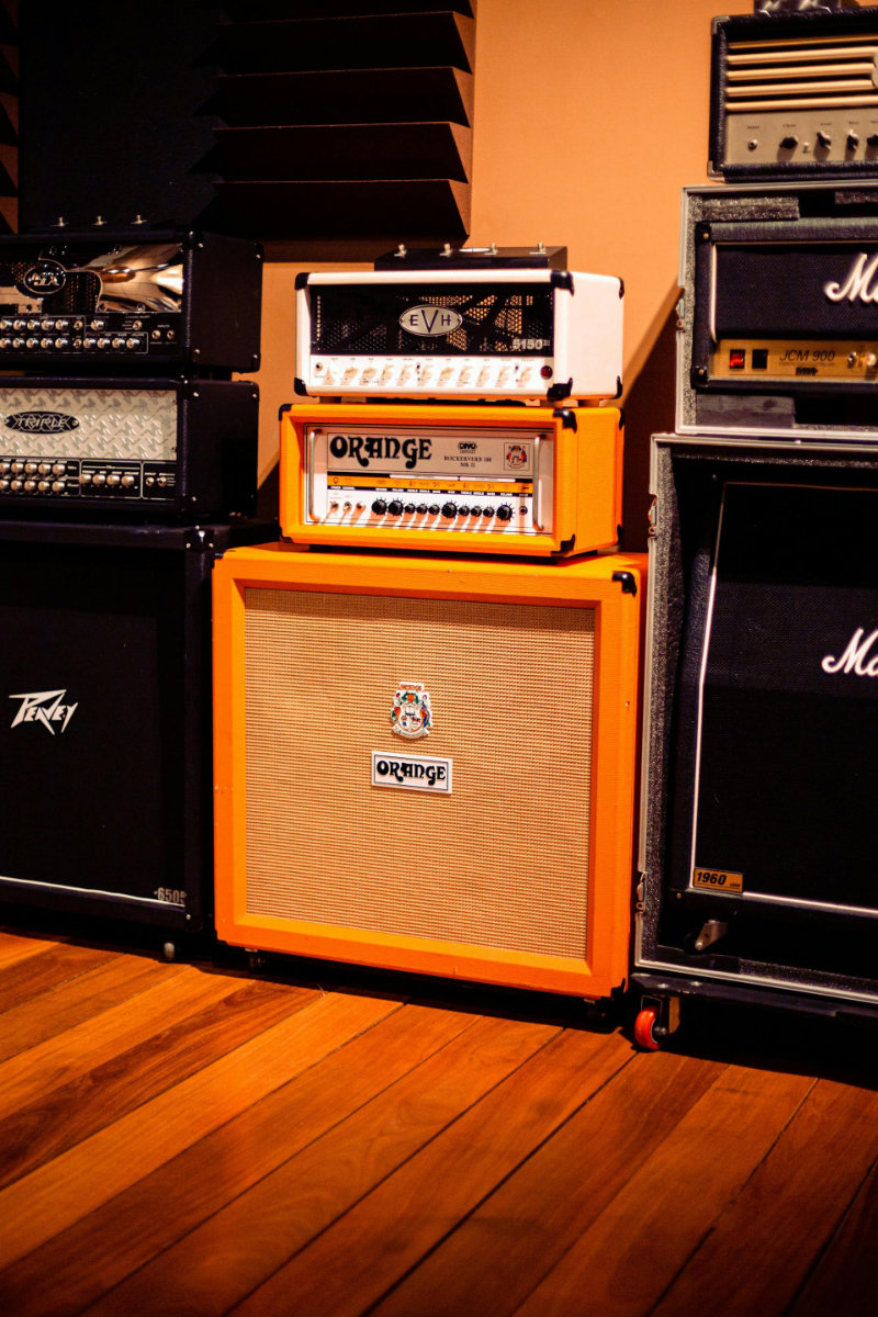 What Furniture Goes With Jarrah Floors? - Abacus Flooring